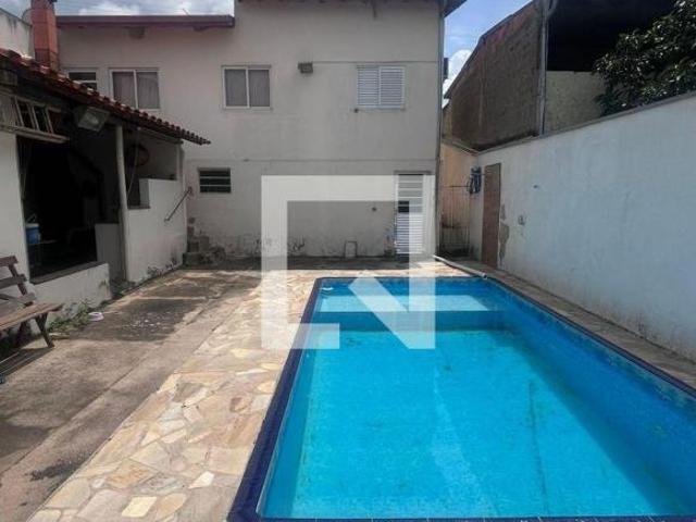 Casa à Venda Jardim Florence, 4 Quartos, 250 m2