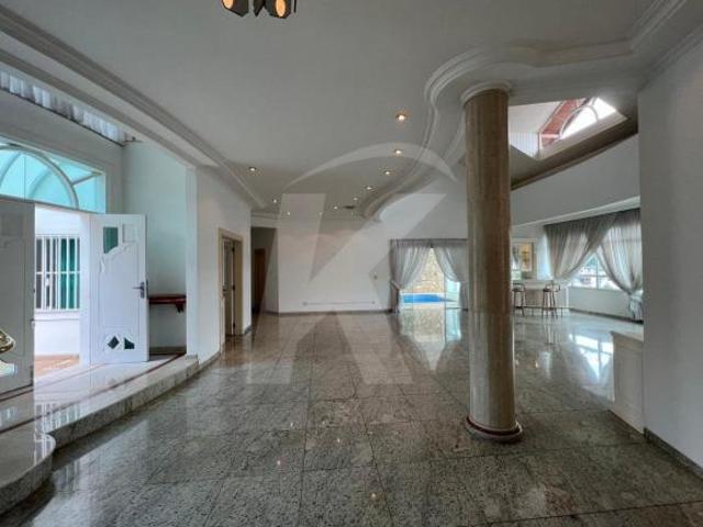 Casa a Venda, Jardim França com 1000 m², 4 dormitórios, 4 suítes, sala ampla, piscina, 8 vagas