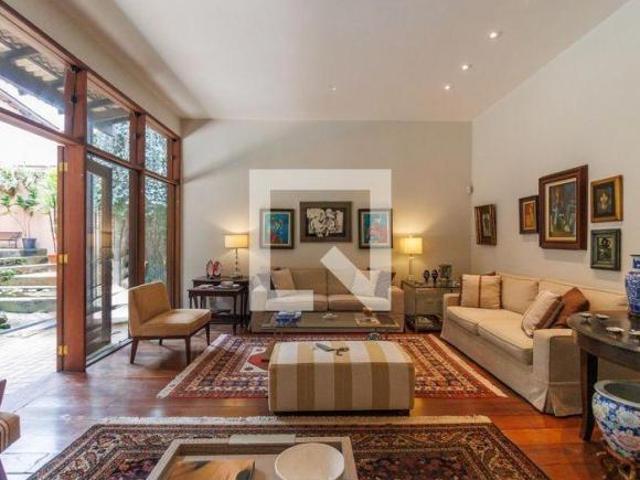 Casa à Venda Jardim Guedala, 3 Quartos, 499 m² São Paulo