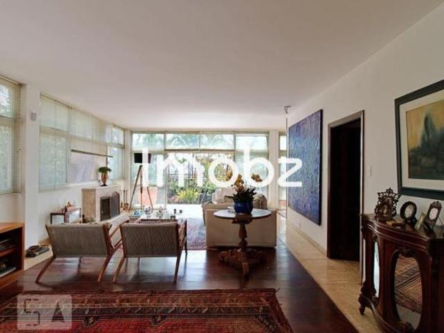 Casa à Venda Jardim Guedala, 3 Quartos, 550 m2