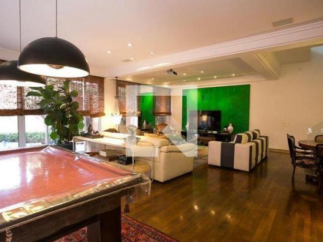 Casa à Venda Jardim Guedala, 3 Quartos, 600 m² São Paulo