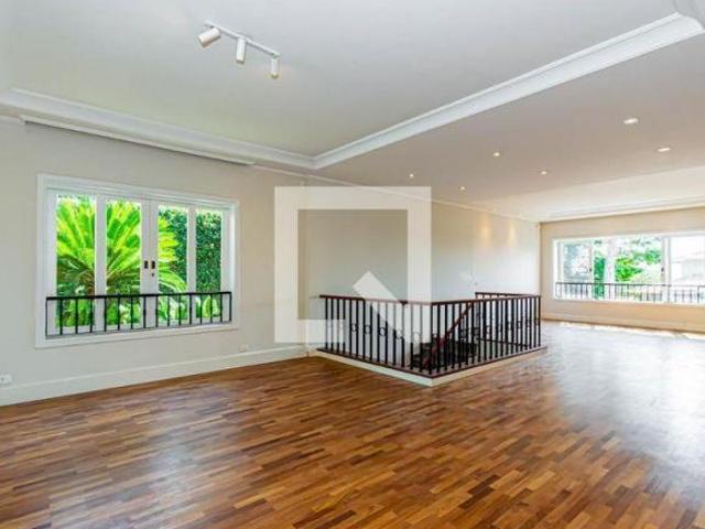 Casa à Venda Jardim Guedala, 3 Quartos, 700 m² São Paulo