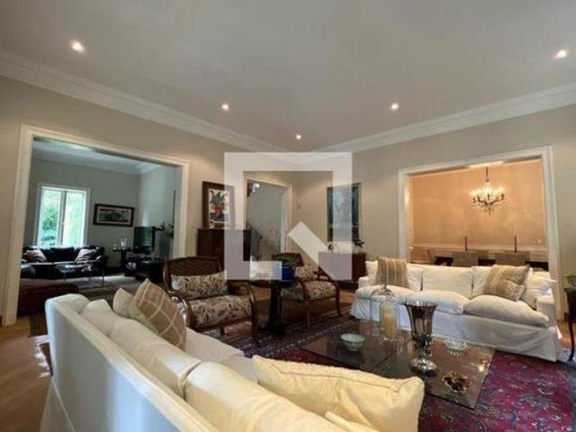 Casa à Venda Jardim Guedala, 4 Quartos, 500 m² São Paulo