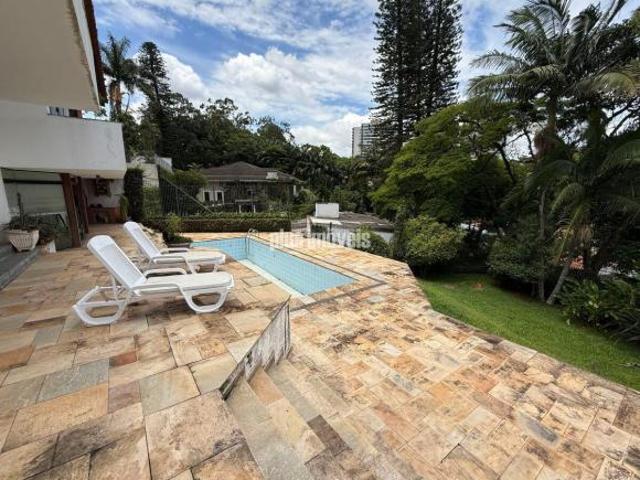 Casa a Venda ? Jardim Guedala / Morumbi