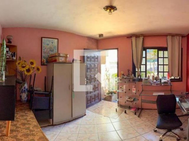 Casa à Venda Jardim Henriqueta, 3 Quartos, 117 m² Taboão da Serra