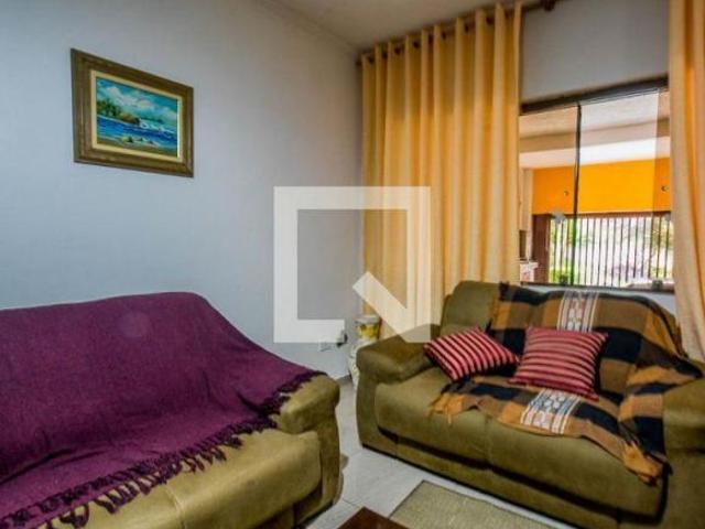 Casa à Venda Jardim Itapoan, 3 Quartos, 165 m² Santo André