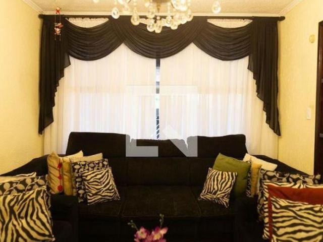 Casa à Venda Jardim Itapoan, 3 Quartos, 125 m2