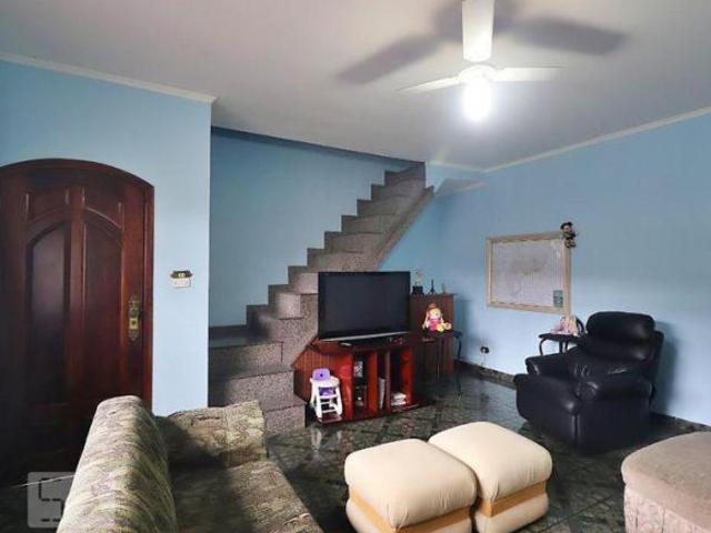 Casa à Venda Jardim Itapoan, 3 Quartos, 224 m2