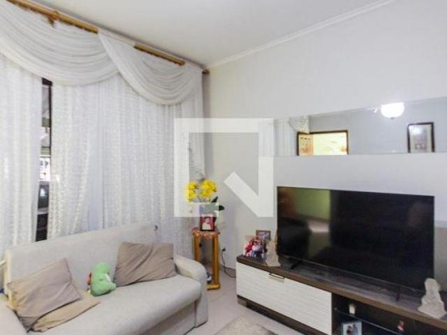 Casa à Venda Jardim Itapoan, 2 Quartos, 150 m2