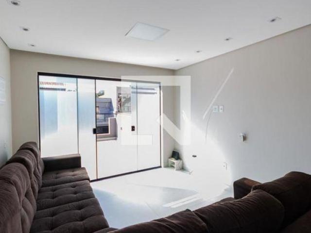 Casa à Venda Jardim Itapoan, 2 Quartos, 127 m² Santo André