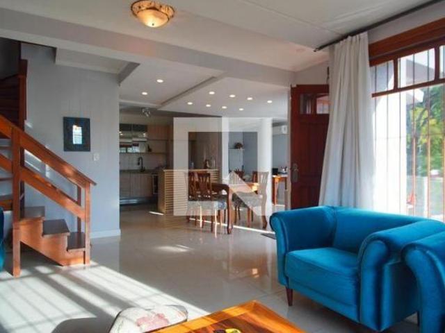 Casa à Venda Jardim Itu Sabará, 3 Quartos, 162 m² Porto Alegre