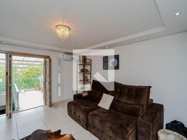 Casa à Venda Jardim Itu Sabará, 3 Quartos, 178 m² Porto Alegre