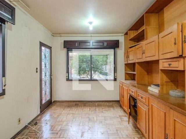 Casa à Venda Jardim Itu Sabará, 3 Quartos, 300 m² Porto Alegre