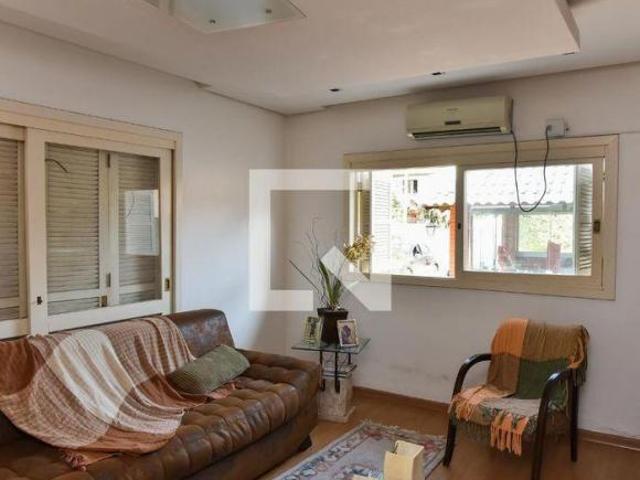 Casa à Venda Jardim Itu Sabará, 3 Quartos, 300 m² Porto Alegre