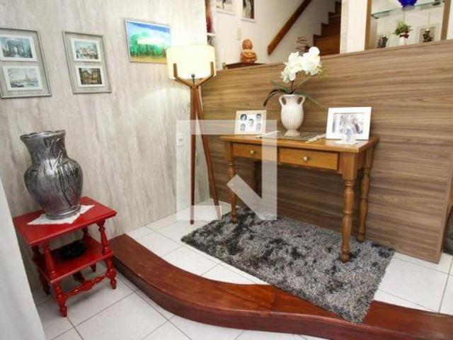 Casa à Venda Jardim Itu Sabará, 4 Quartos, 276 m² Porto Alegre