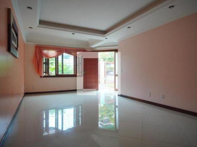 Casa à Venda Jardim Itu Sabará, 4 Quartos, 370 m² Porto Alegre