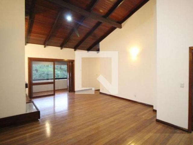 Casa à Venda Jardim Itu Sabará, 5 Quartos, 290 m² Porto Alegre