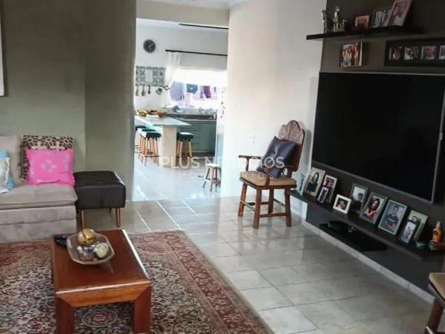 Casa à venda Jardim Icatu 3 Dormitórios 1 Suíte Gourmet c/ Churrasqueira 233 m² Votorantim, S