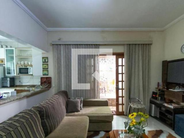 Casa à Venda Jardim Independência, 3 Quartos, 169 m2