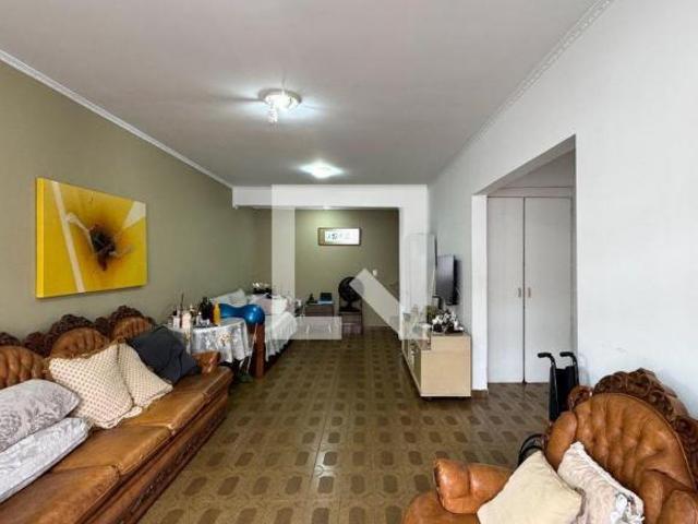Casa à Venda Jardim Independência, 4 Quartos, 300 m2