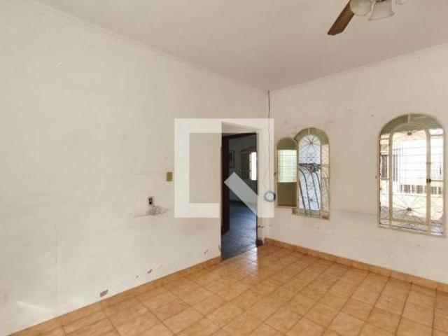 Casa à Venda Jardim Interlagos, 2 Quartos, 150 m2