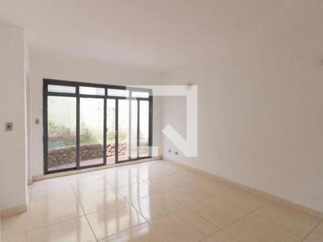 Casa à Venda Jardim Jussara, 3 Quartos, 196 m² São Paulo