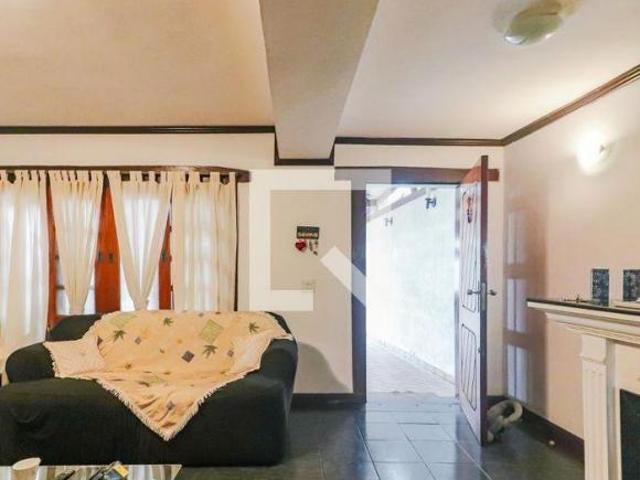 Casa à Venda Jardim Jussara, 4 Quartos, 236 m² São Paulo