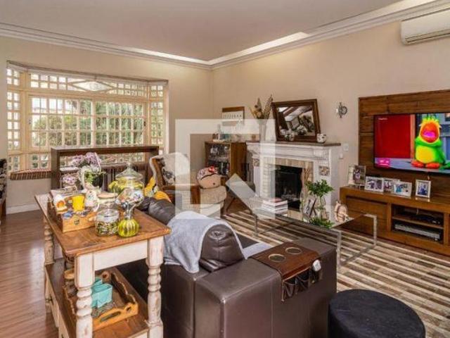Casa à Venda Jardim Lindóia, 3 Quartos, 281 m² Porto Alegre
