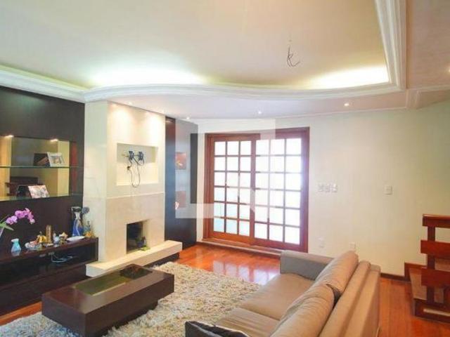 Casa à Venda Jardim Lindóia, 4 Quartos, 313 m² Porto Alegre