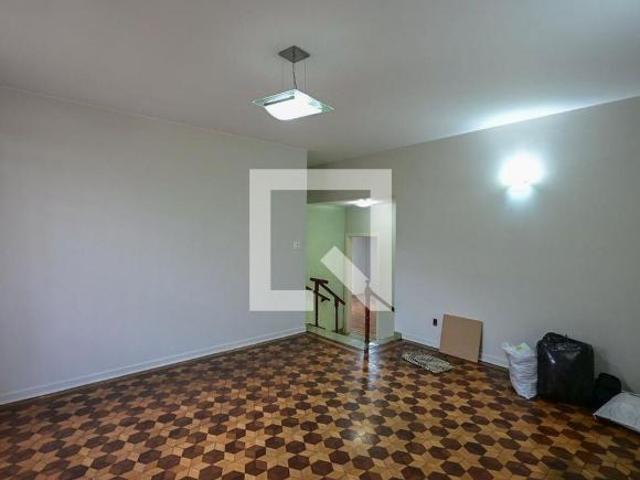 Casa à Venda Jardim Londrina, 2 Quartos, 181 m2