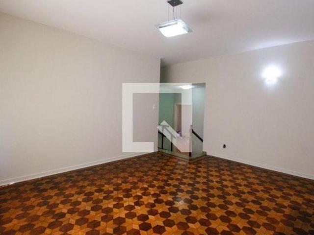 Casa à Venda Jardim Londrina, 2 Quartos, 181 m2