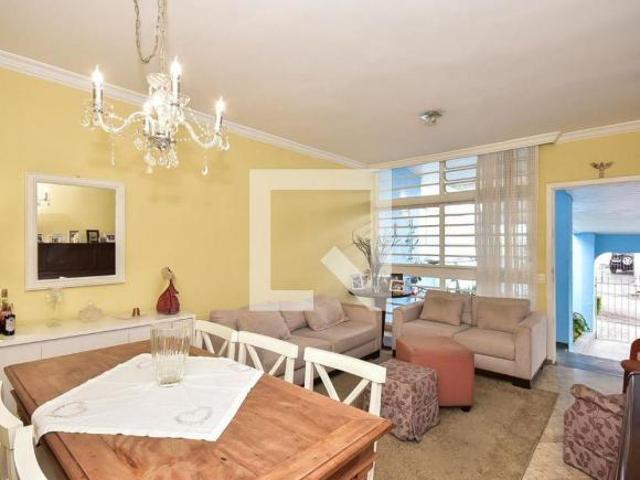 Casa à Venda Jardim Londrina, 2 Quartos, 260 m2