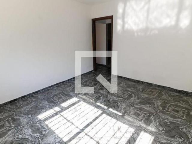 Casa à Venda Jardim Londrina, 2 Quartos, 300 m2