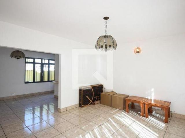 Casa à Venda Jardim Londrina, 2 Quartos, 320 m2