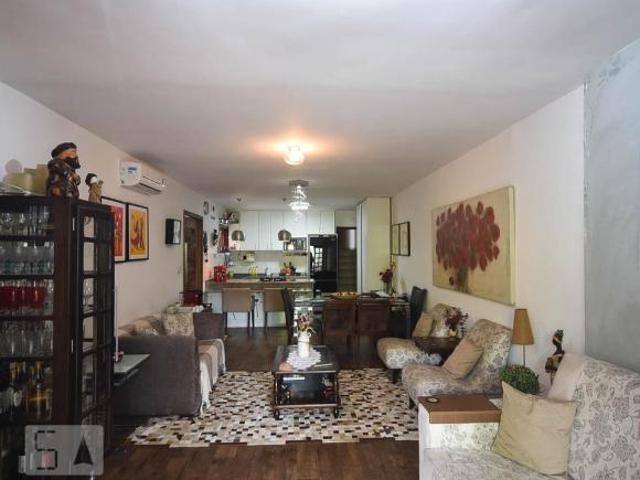 Casa à Venda Jardim Londrina, 3 Quartos, 120 m² São Paulo