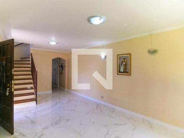 Casa à Venda Jardim Londrina, 3 Quartos, 130 m2