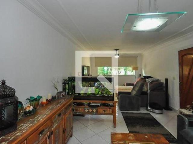 Casa à Venda Jardim Londrina, 3 Quartos, 194 m2