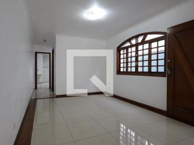 Casa à Venda Jardim Londrina, 3 Quartos, 211 m² São Paulo