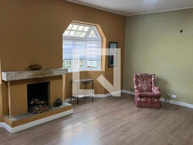 Casa à Venda Jardim Londrina, 3 Quartos, 215 m2