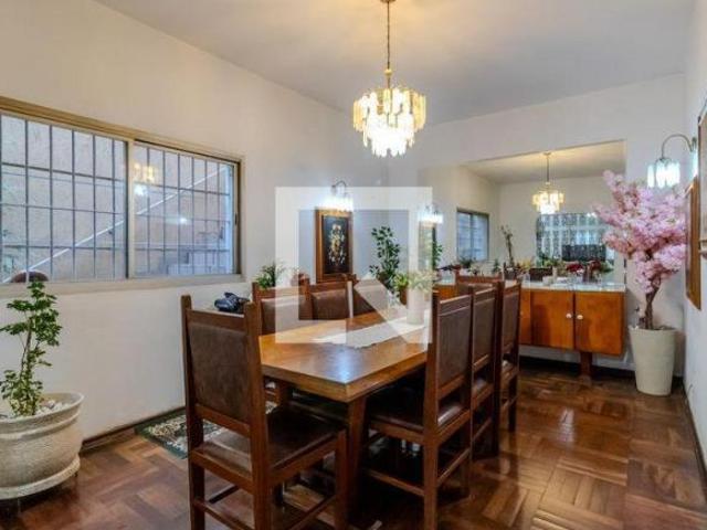 Casa à Venda Jardim Londrina, 3 Quartos, 250 m2