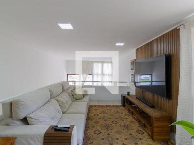 Casa à Venda Jardim Londrina, 3 Quartos, 280 m² São Paulo