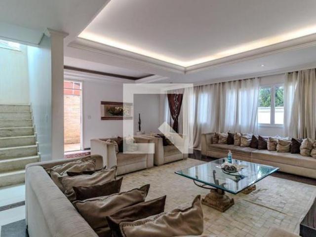 Casa à Venda Jardim Londrina, 3 Quartos, 325 m2