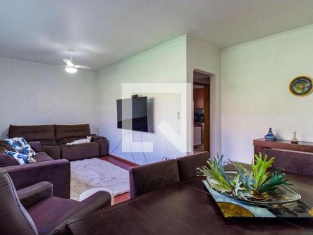 Casa à Venda Jardim Londrina, 3 Quartos, 358 m² São Paulo