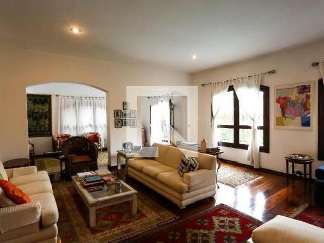 Casa à Venda Jardim Londrina, 4 Quartos, 586 m2