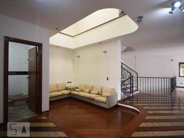 Casa à Venda Jardim Londrina, 4 Quartos, 350 m2