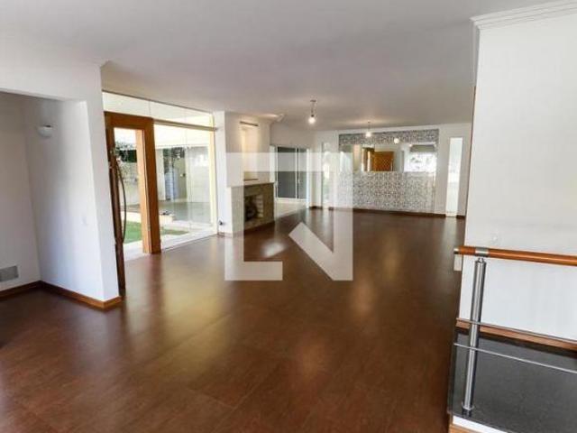 Casa à Venda Jardim Londrina, 4 Quartos, 388 m² São Paulo