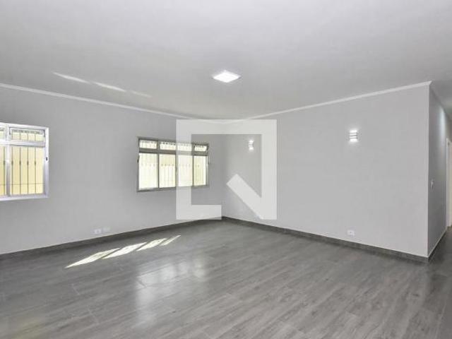 Casa à Venda Jardim Londrina, 6 Quartos, 274 m2