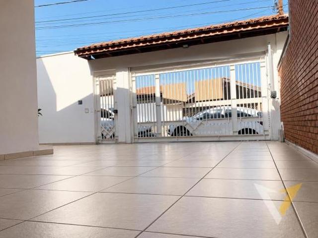Casa á venda, Jardim Pacaembu, na cidade de Jundiaí/SP