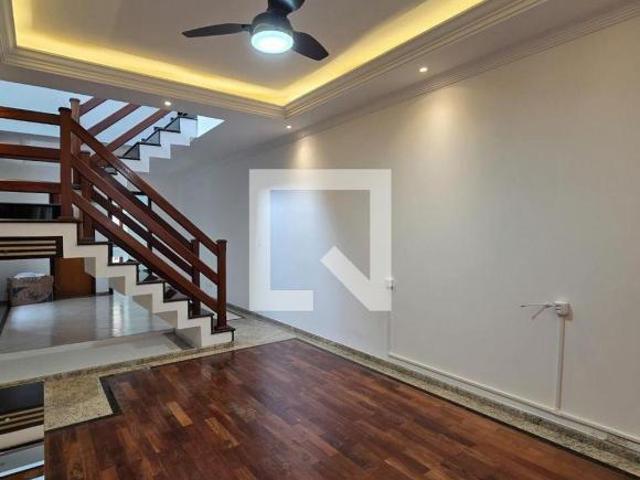 Casa à Venda Jardim Palmares, 3 Quartos, 240 m2