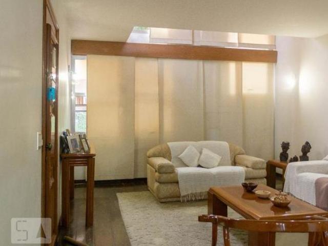 Casa à Venda Jardim Paquetá, 3 Quartos, 300 m2
